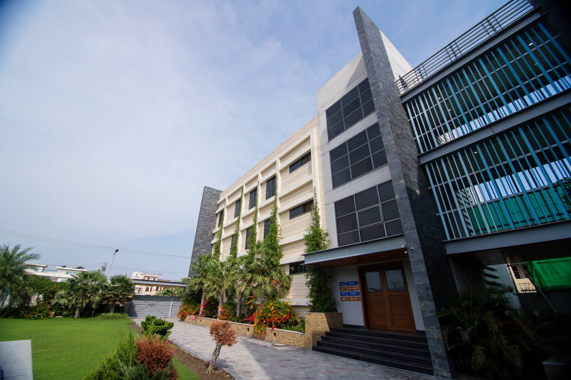 Scholarships - Mukabbir College